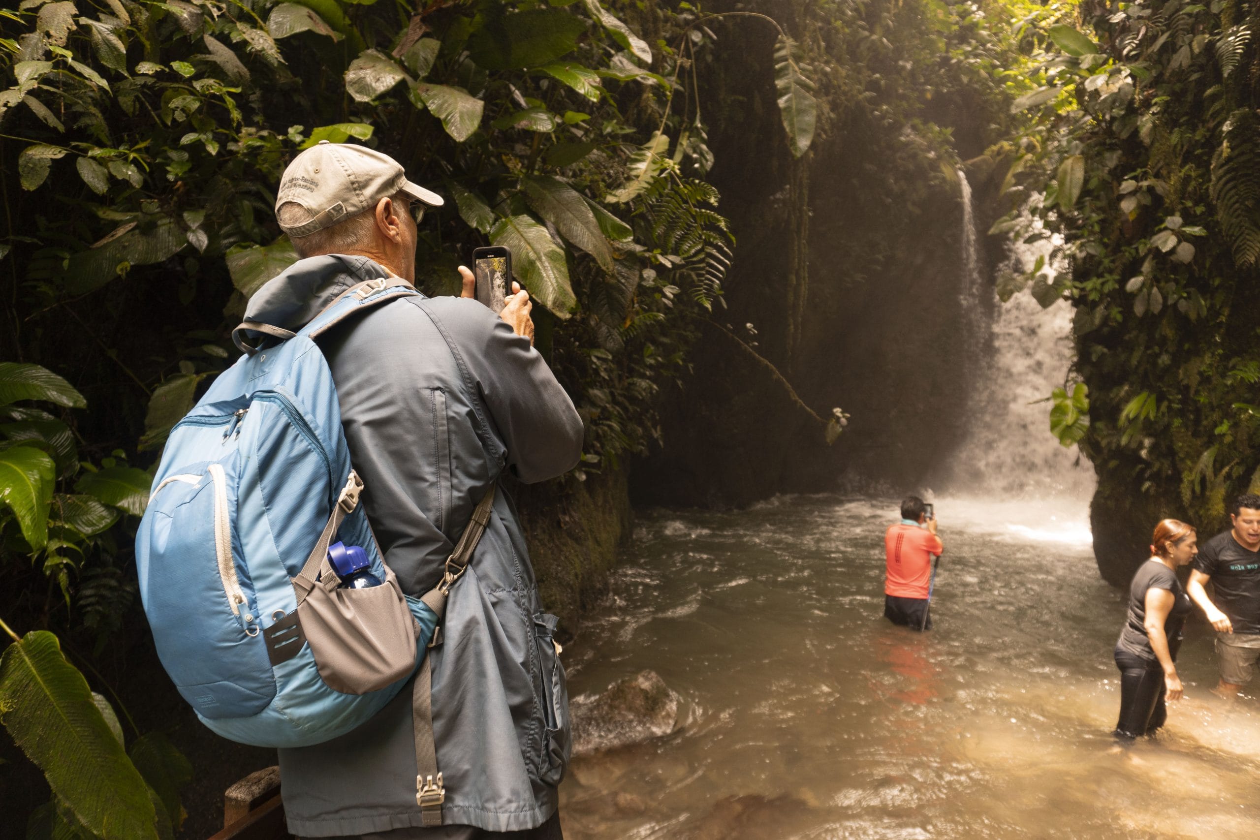 Waterfall sanctuary tour in Mindo